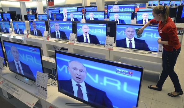 LETTONIA: Oscurato per sei mesi il canale tv Rossija RTR - East Journal